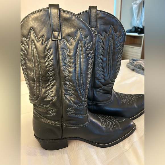 Mason | Shoes | Vintage Mason Cowboy Boots Black Leather Western ...